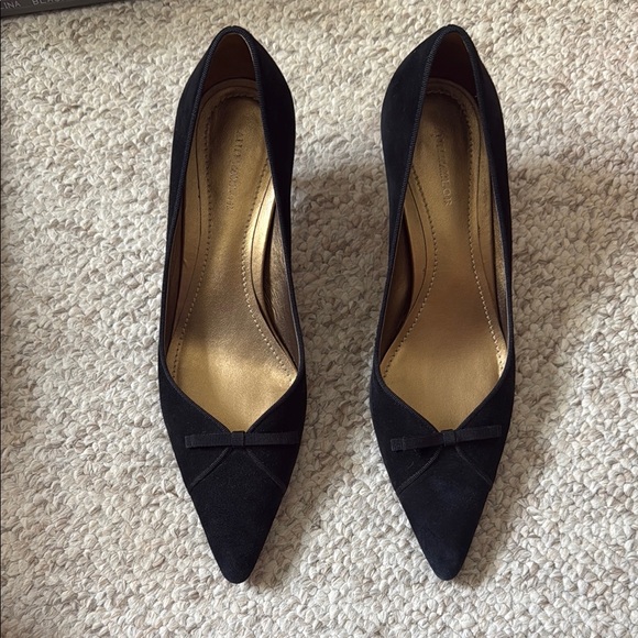 Ann Taylor | Shoes | Ann Taylor Black Suede Heels With Gold Insole ...